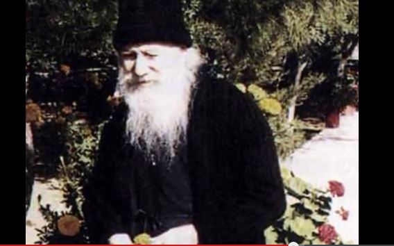 Ο Άγιος Πορφύριος λέει την ιστορία του για το πως έγινε μοναχός στο ...