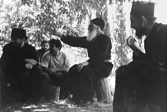 Χαριτωμένα του Γέροντα Παϊσίου | Διακόνημα