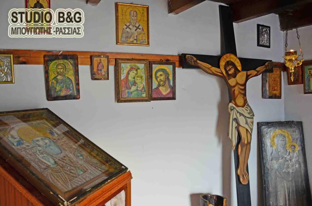 O Άγιος Νικόλαος ο Κρασόχτιστος στην Καραθώνα Ναυπλίου (φωτο) | Διακόνημα