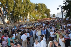 Η Εικόνα της Μεγαλόχαρης στην Ιερά Μονή Κεχροβουνίου Τήνου (ΦΩΤΟ ...