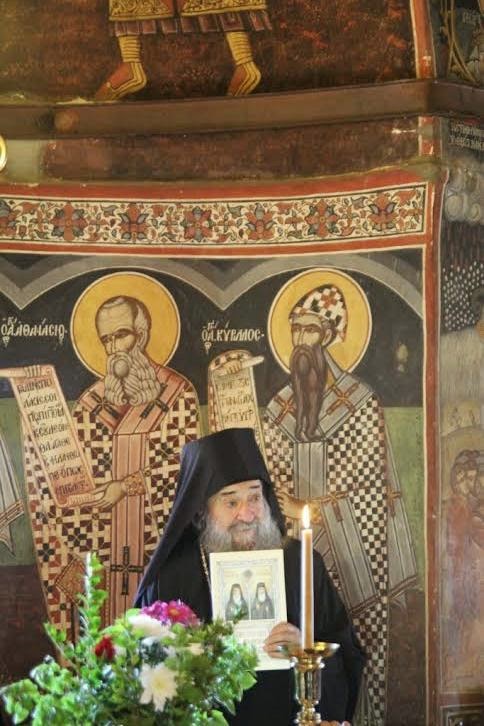 Το νέο του βιβλίο παρουσίασε ο Ηγούμενος της Ιεράς Μονής Δοχειαρίου ...