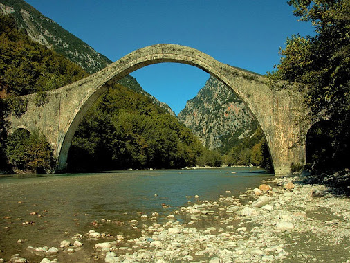 Το Γεφύρι της Πλάκας. Που δεν υπάρχει πλέον !!!!! | Διακόνημα