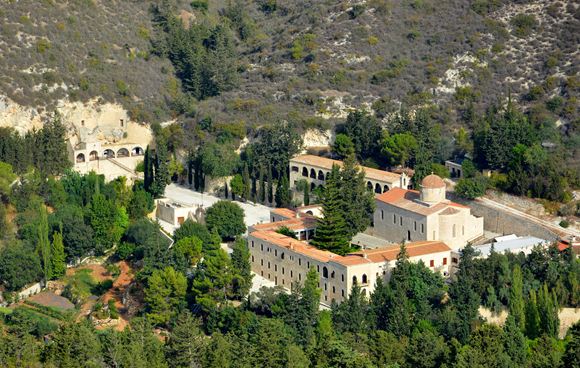Ιερά Μονή Αγίου Νεοφύτου: Ωράριο Ιερών Ακολουθιών της Μεγάλης ...