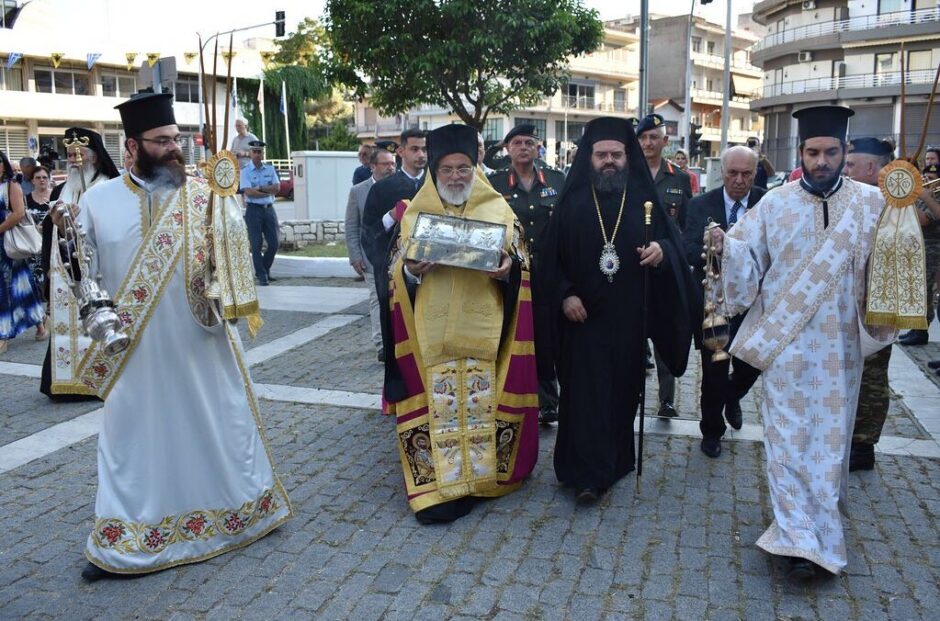 Η Κομοτηνή υποδέχτηκε την Τιμία Χείρα του Αγ. Βασιλείου | Διακόνημα