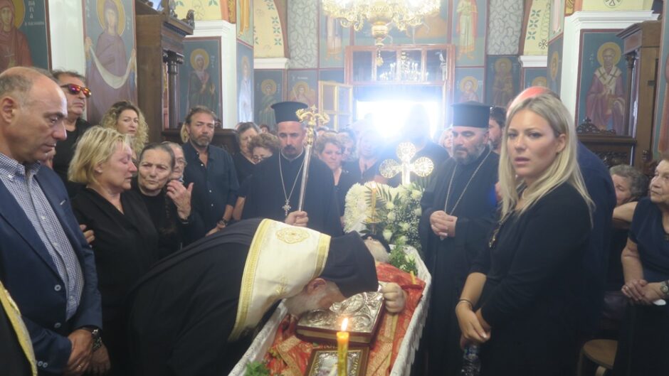Το «ύστατο χαίρε» της Κύθνου στον π. Κων/νο Γονίδη | Διακόνημα