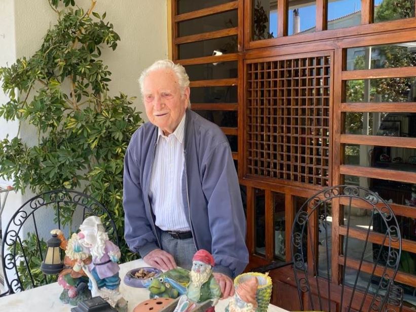 Χρόνης Αηδονίδης: Ο δάσκαλος της παράδοσης μιλά για την παράδοση και ...