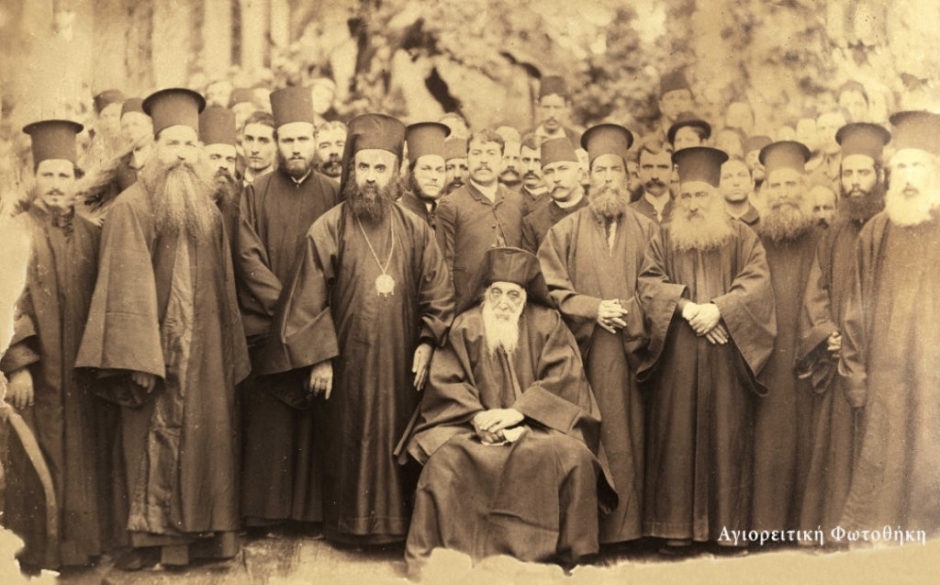 Φωτογραφία – ντοκουμέντο: Ο Άγιος Νεκτάριος με τον Πατριάρχη ...