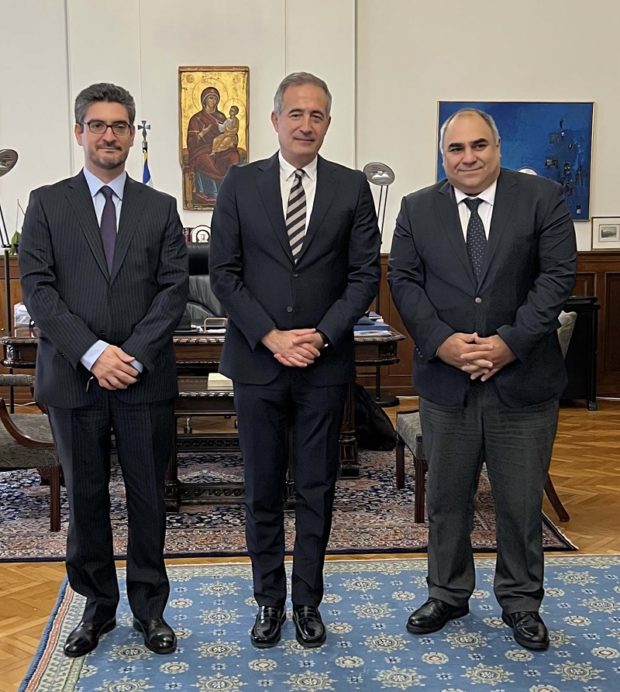 Κωνσταντινίδης στον Κύπριο πρέσβη: Η διαίρεση της Κύπρου είναι μια ...