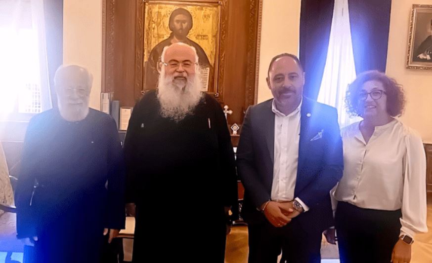 Ο Δήμαρχος Παραλιμνίου-Δερύνειας στην Αρχιεπισκοπή Κύπρου | Διακόνημα